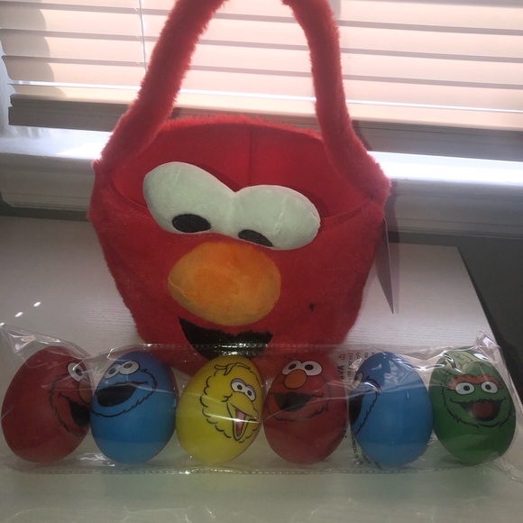 Sesame Street | Holiday | Sesame Street Elmo Basket With 6 Character ...
